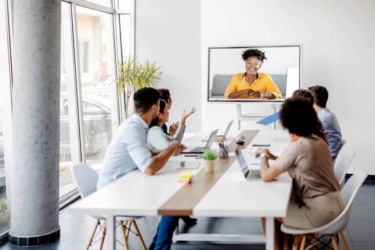 Optimize Hybrid Collaboration: Meeting Room Enhancements